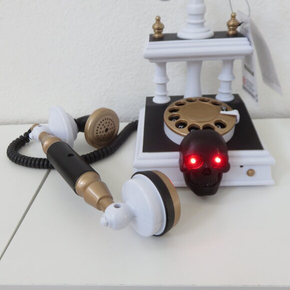 Gemmy | Other | Gemmy Halloween Animated Spooky Talking Victorian ...